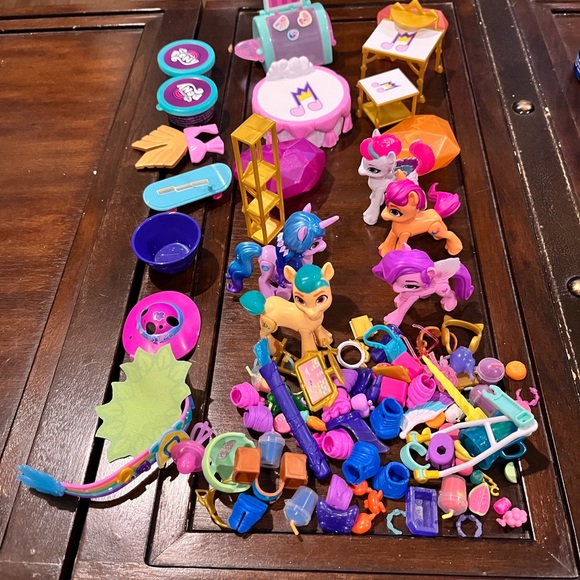 My Little Pony | Toys | My Little Pony Princess Pipp Petals Hitch ...